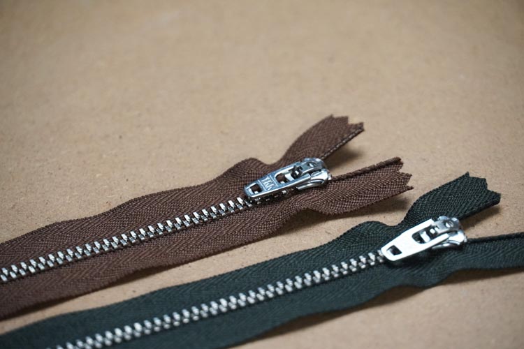 How to sew in the zipper with underlap (using Stylefix) - Picolly.com