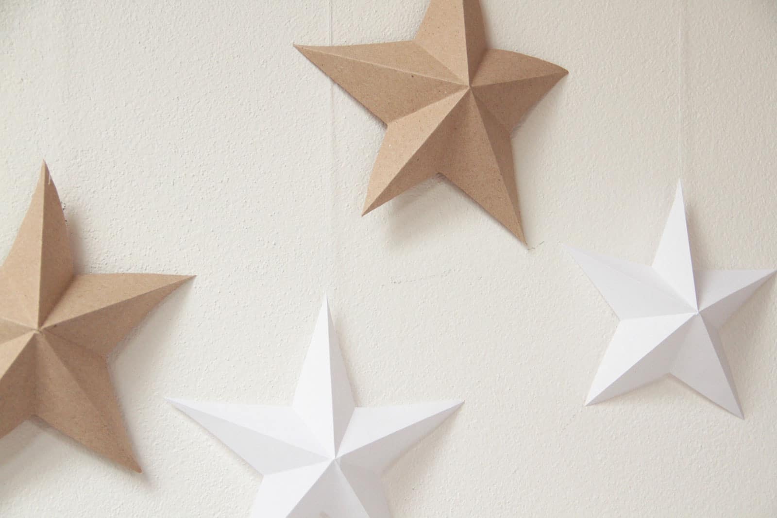 Simple Christmas decorations (9 DIY ideas, tutorials, and inspiration ...